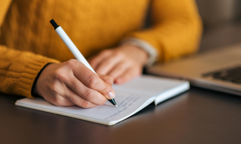 Writing Resilience: Overcoming Assignment Challenges – Grupo-Mio